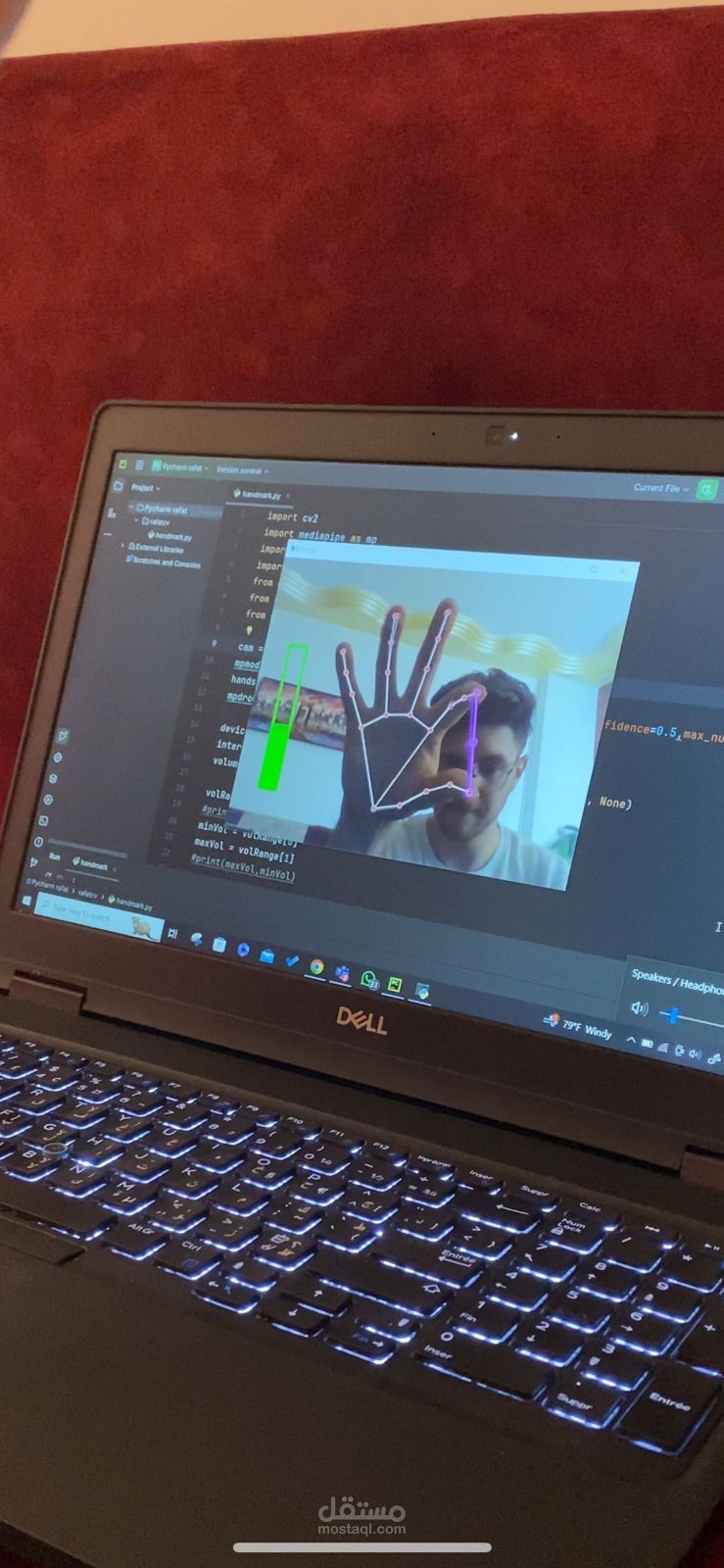 Real-Time-Hand-Gesture-Volume-Control- | مستقل